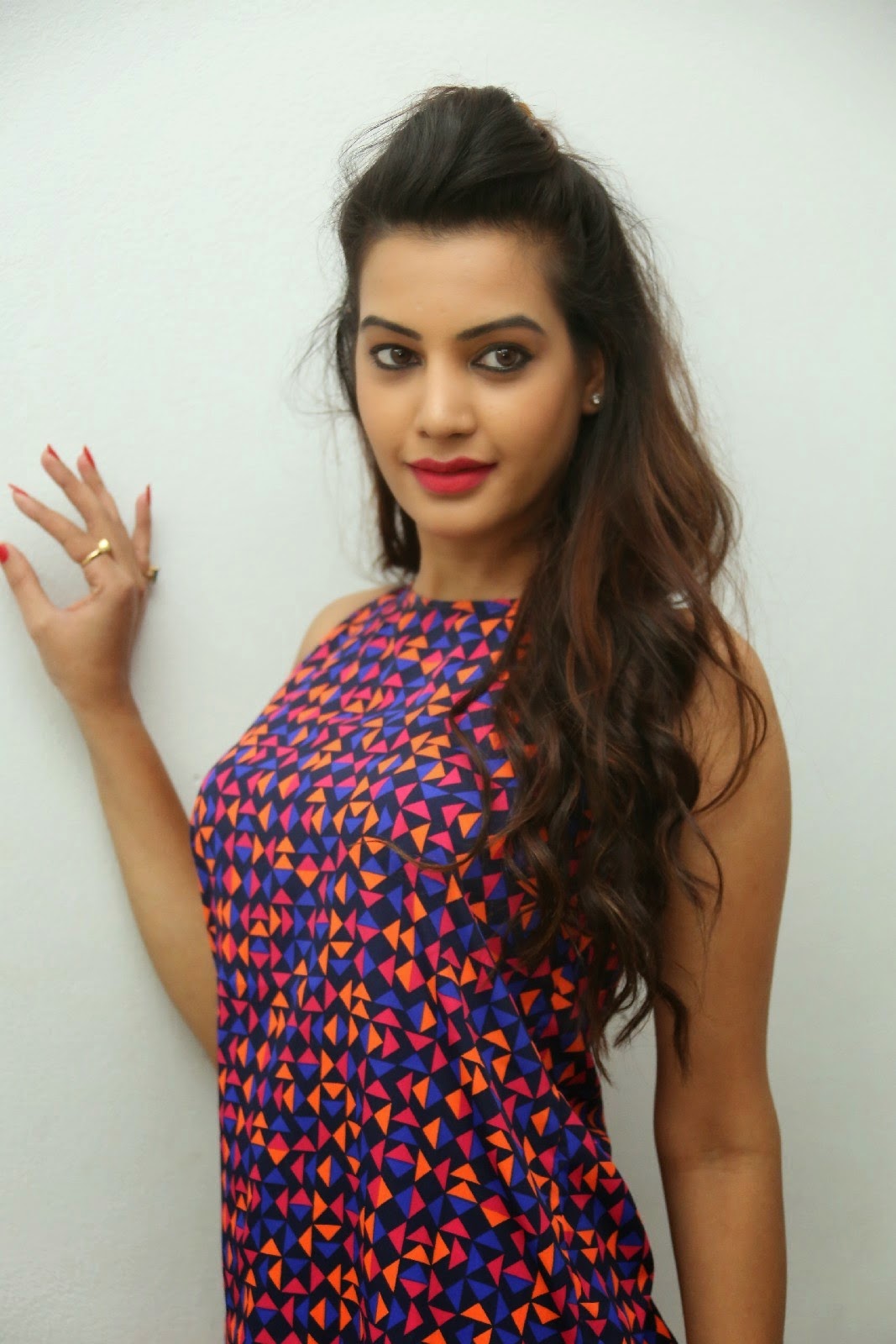 Diksha Panth Sizzling Latest Photo Shoot Unseen Gallery -Wallpapers ...