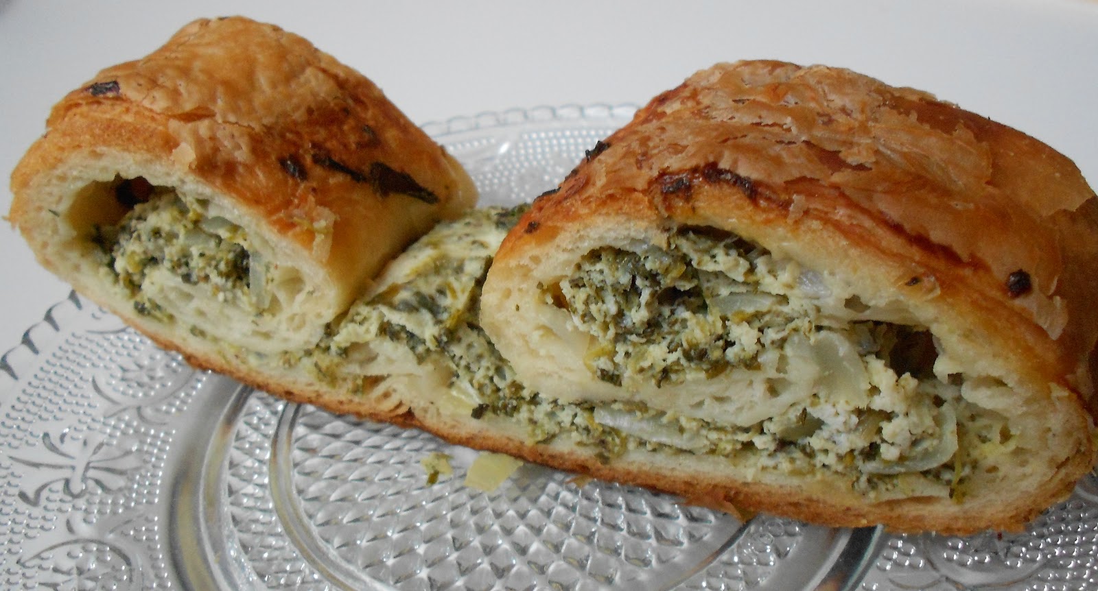 Suhkrulill: Spinati-fetajuustu pirukas