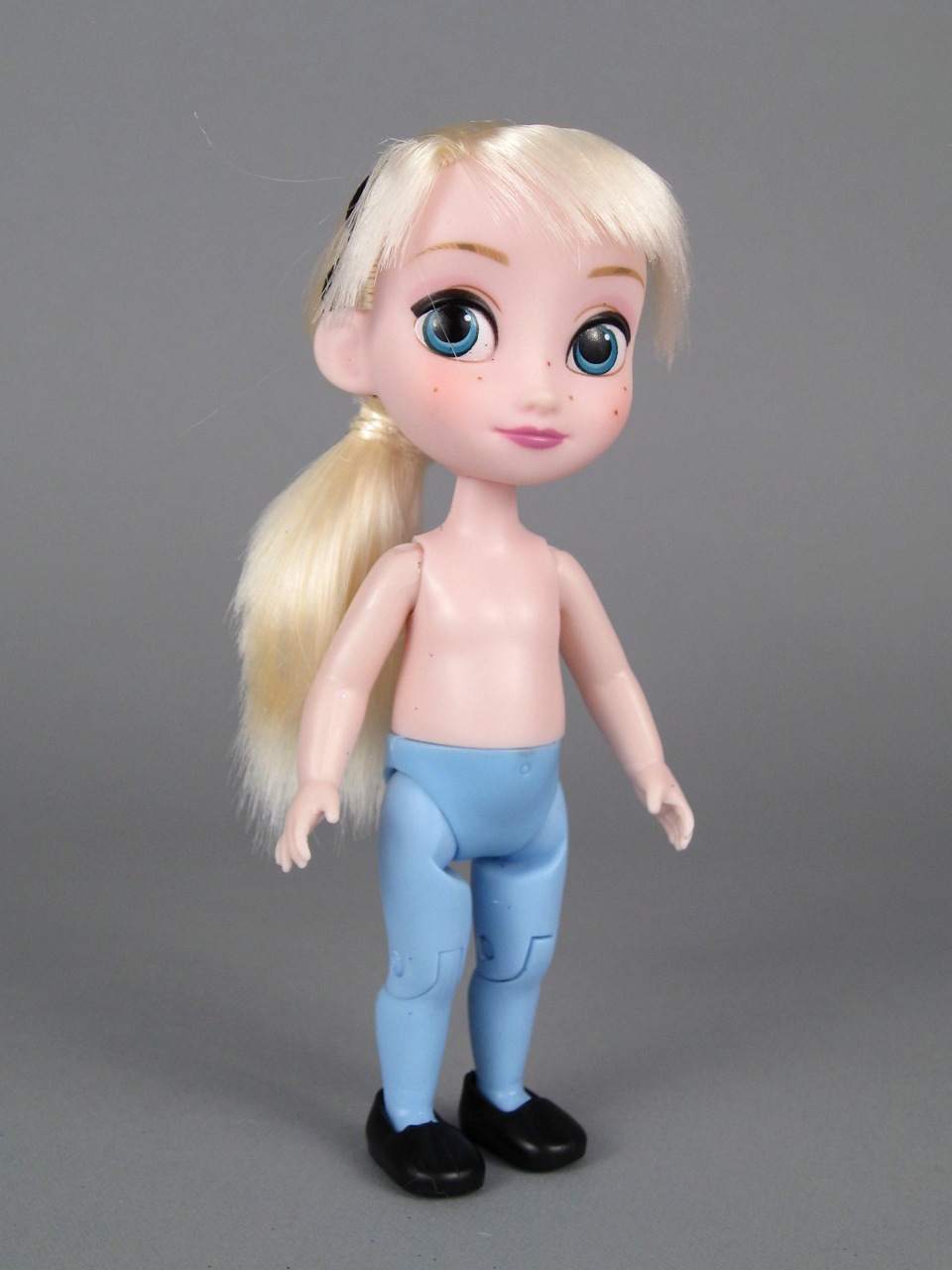 The Animators' Mini Elsa Playset from The Disney Store | The Toy Box ...