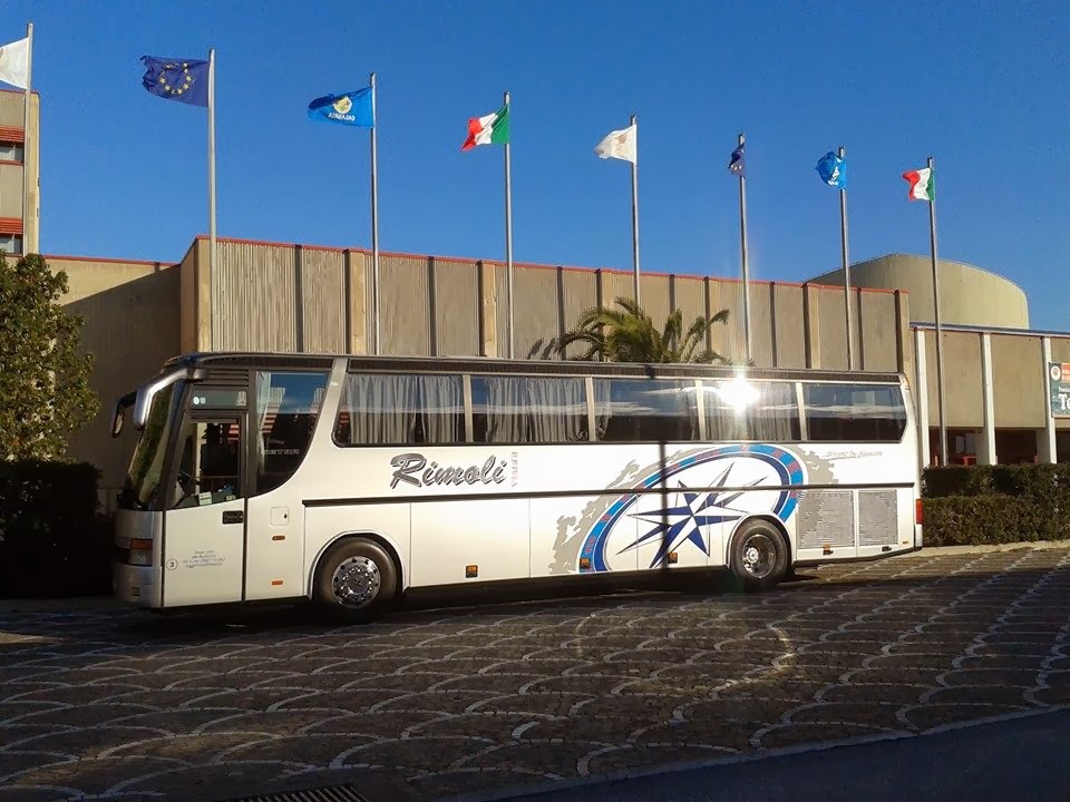 Kassbohrer Setra 300