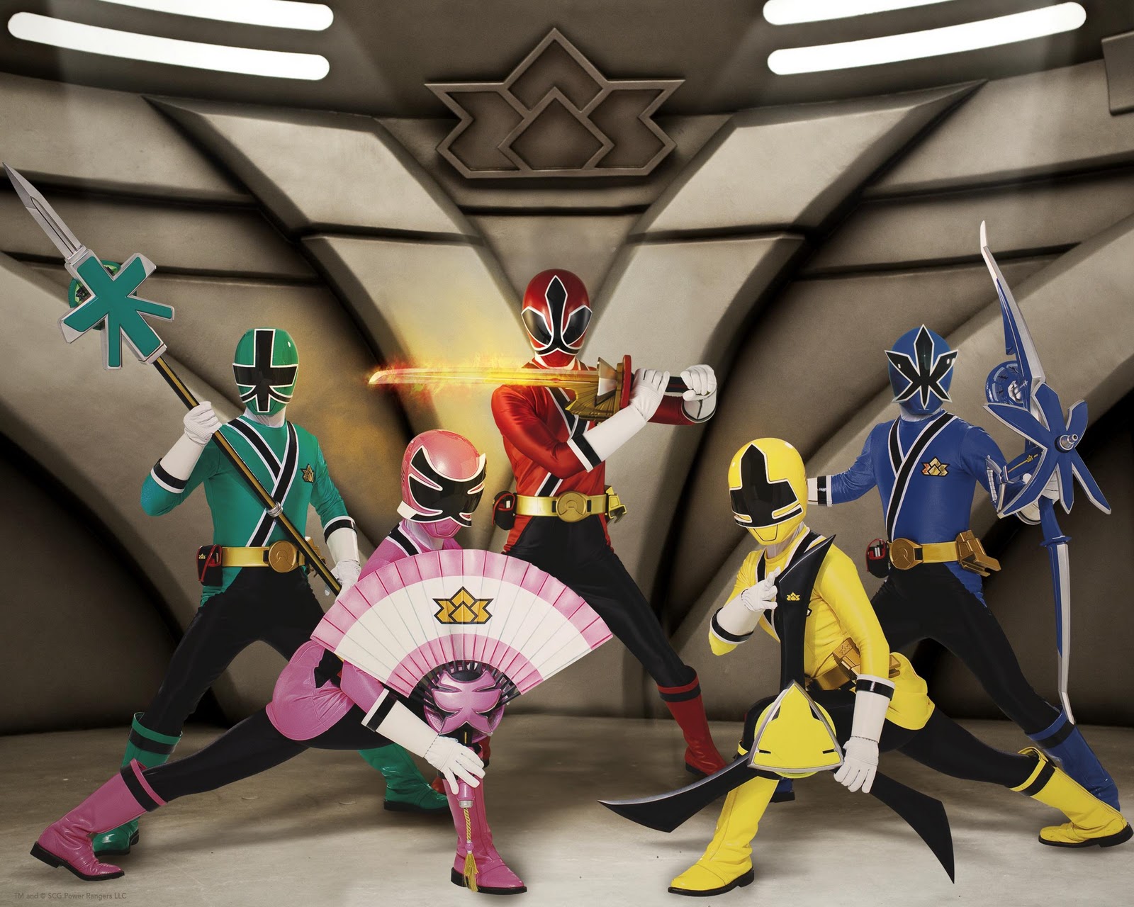 Hex Mum: Power Rangers Heading For Blackpool Pleasure Beach