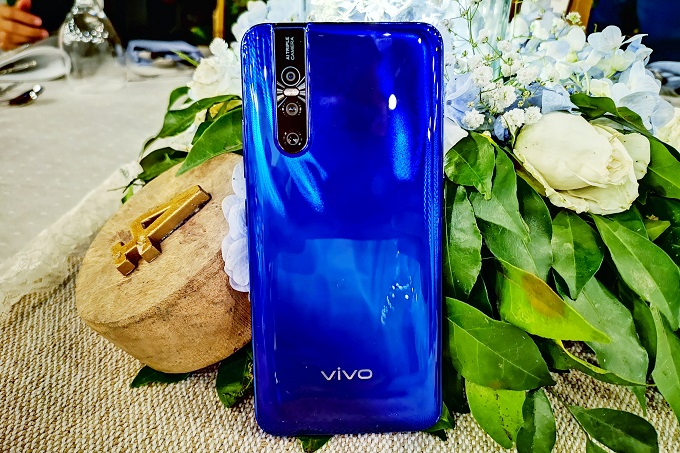 Vivo V15, V15 Pro becomes official in the Philippines: Notch-less ...