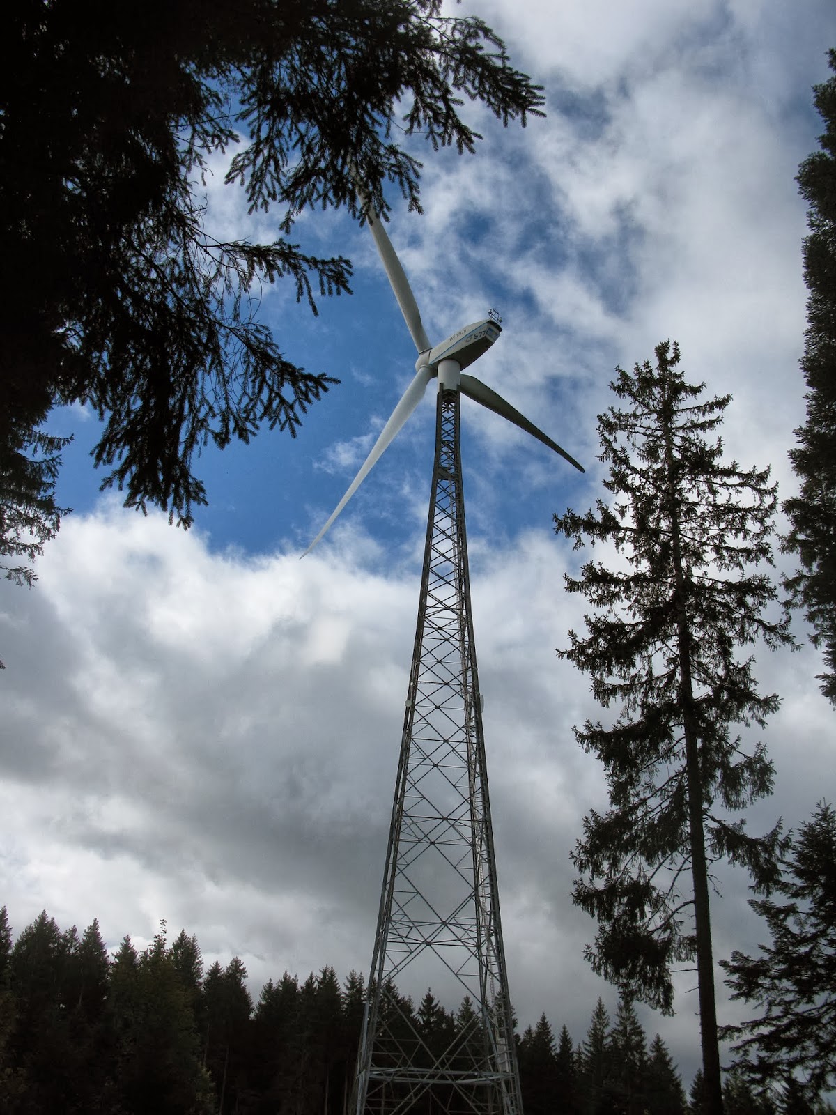 Life is Usually Really Quite Fascinating: Lattice tower wind turbine ...