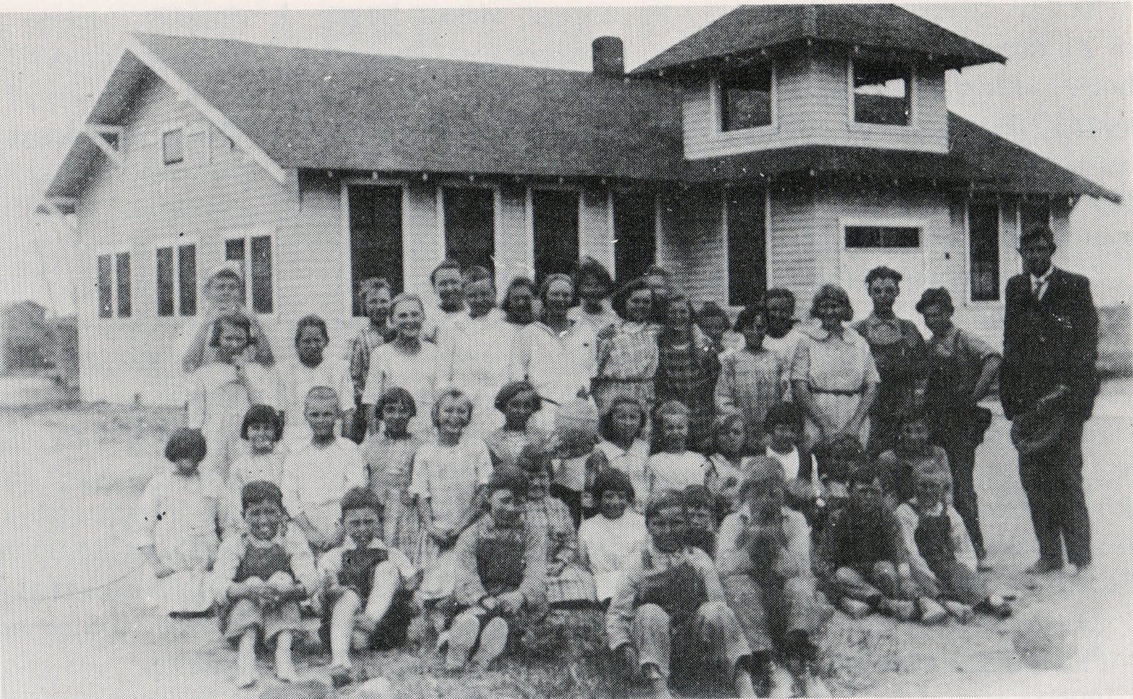 Mascot Manor Genealogy: Those Places Thursday - Capa, South Dakota