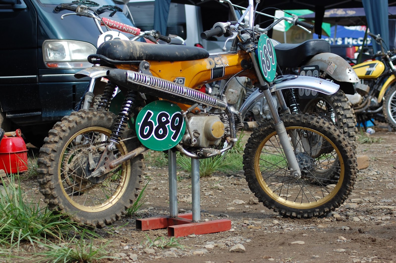 Rising Jack Kustoms: Honda Dax Cross