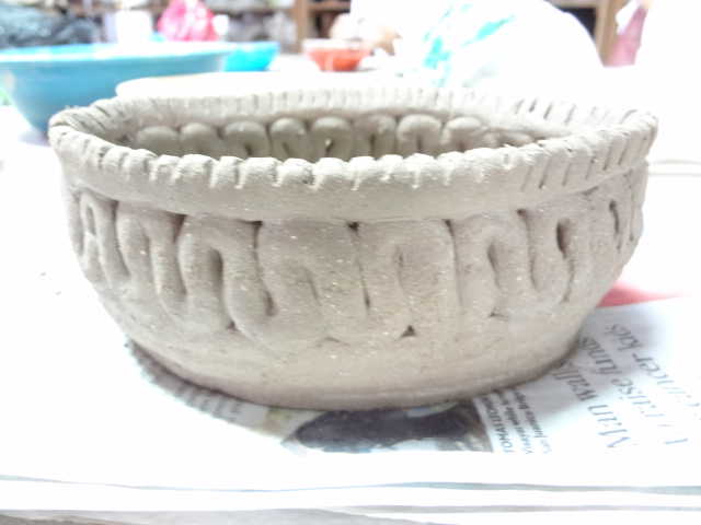 A CRAFTY WORLD: Ceramics Day Three - Coiling Technique