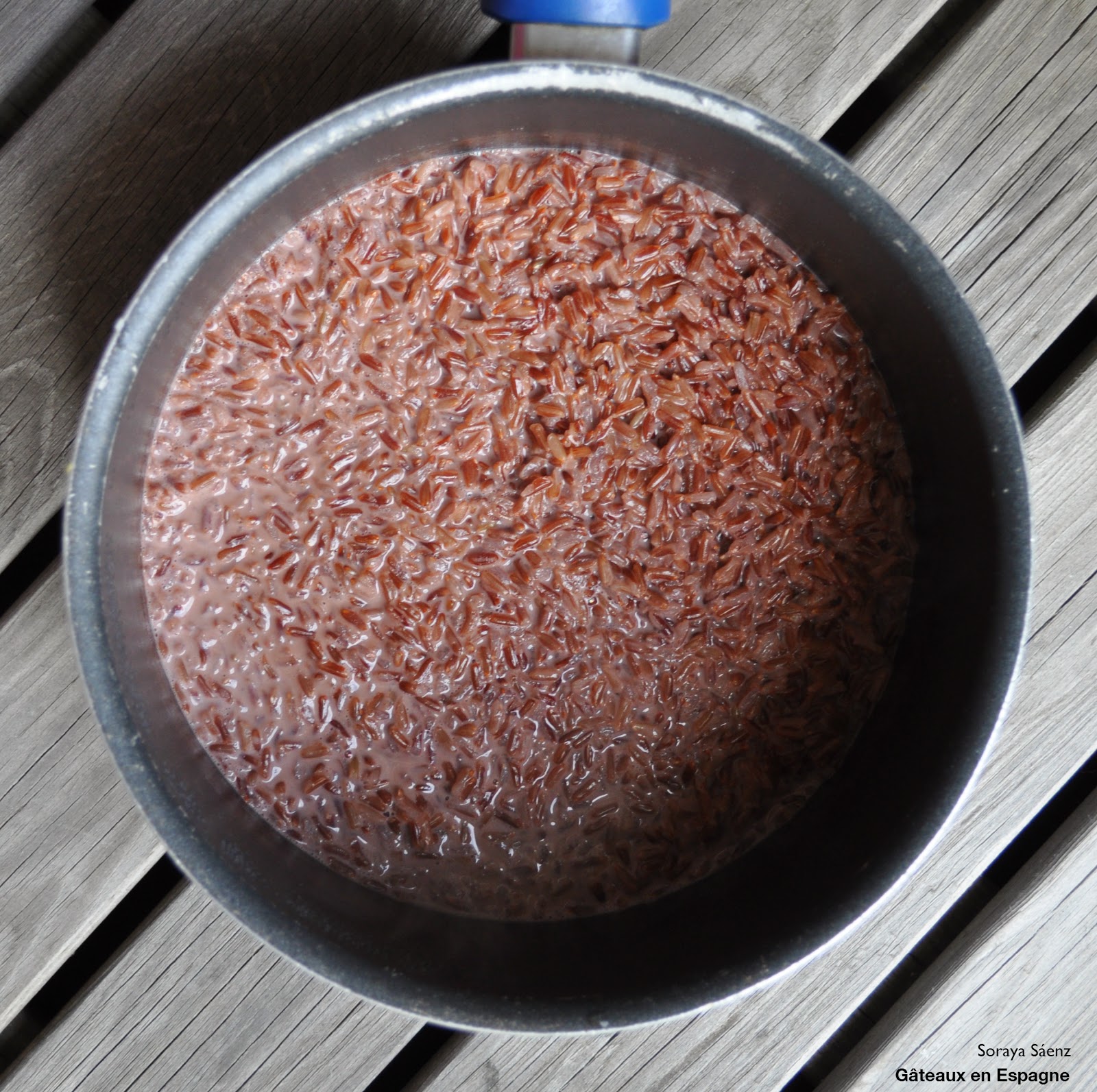 GÂTEAUX EN ESPAGNE: Recette de riz rouge au lait d'amandes