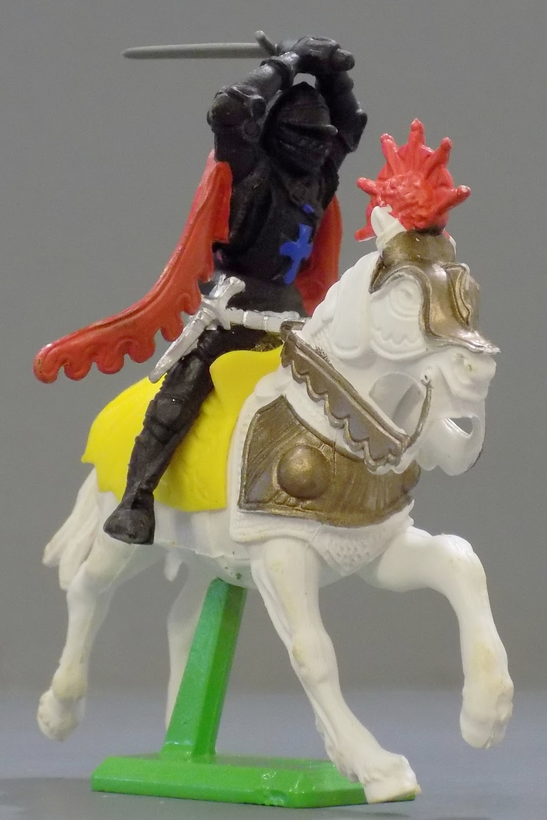 Toys and Stuff: Britains Deetail 54mm Mounted Storm Knight No. 702