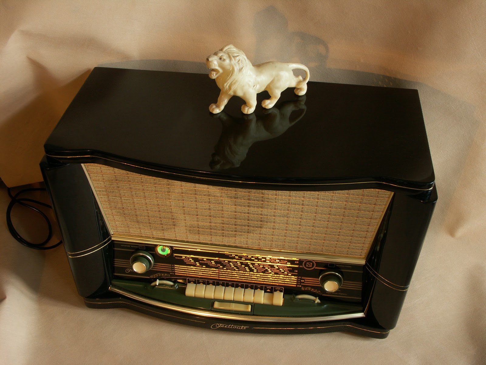 HiFi Collector: Vintage Audio Photos Page Two