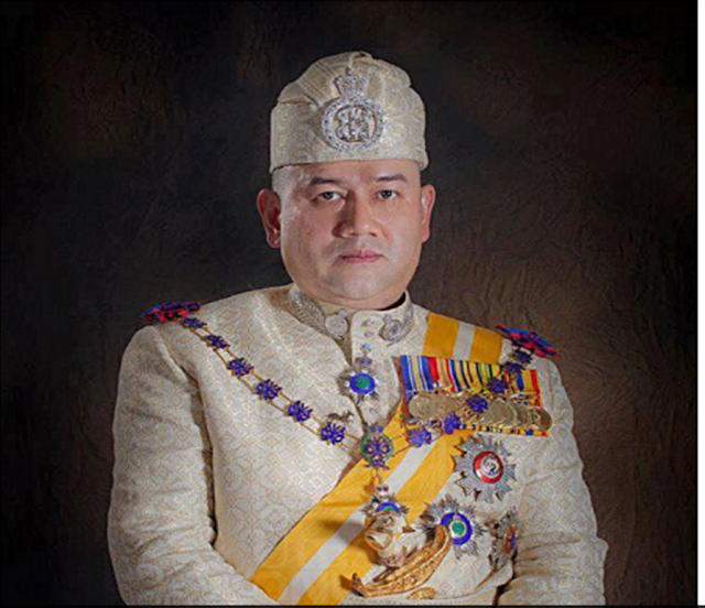 Sejarah-ahmadyaakob.com: Sultan Muhammad V Yang di-Pertuan Agong ke-15