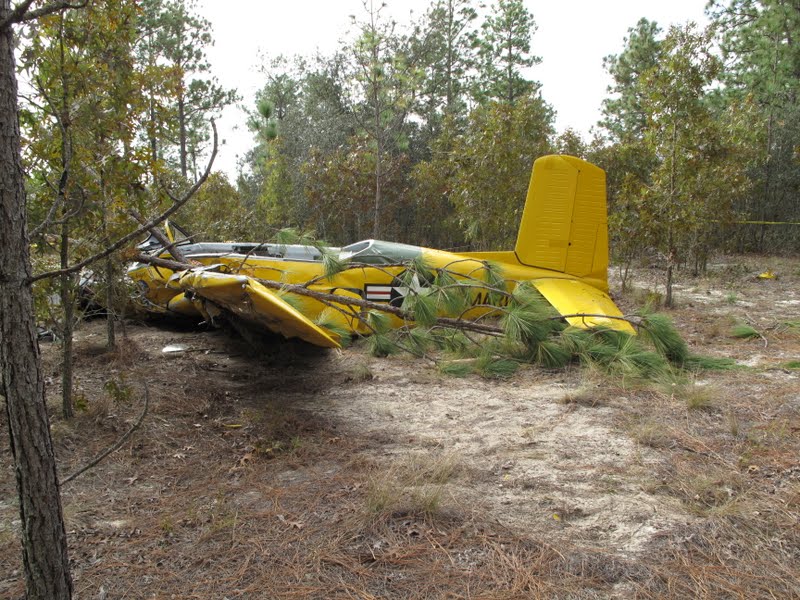 Kathryn's Report: Beechcraft D45 (modified T-34B) Mentor, N34KT ...