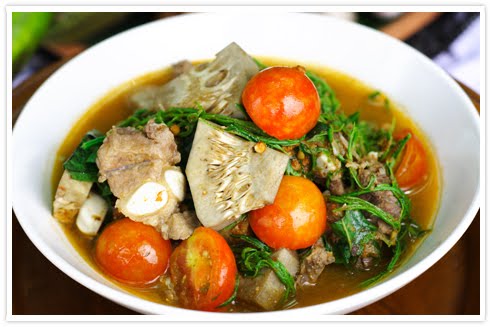 The Wright Wreport: During Songkran Festival, an Appetite for Lucky Dishes