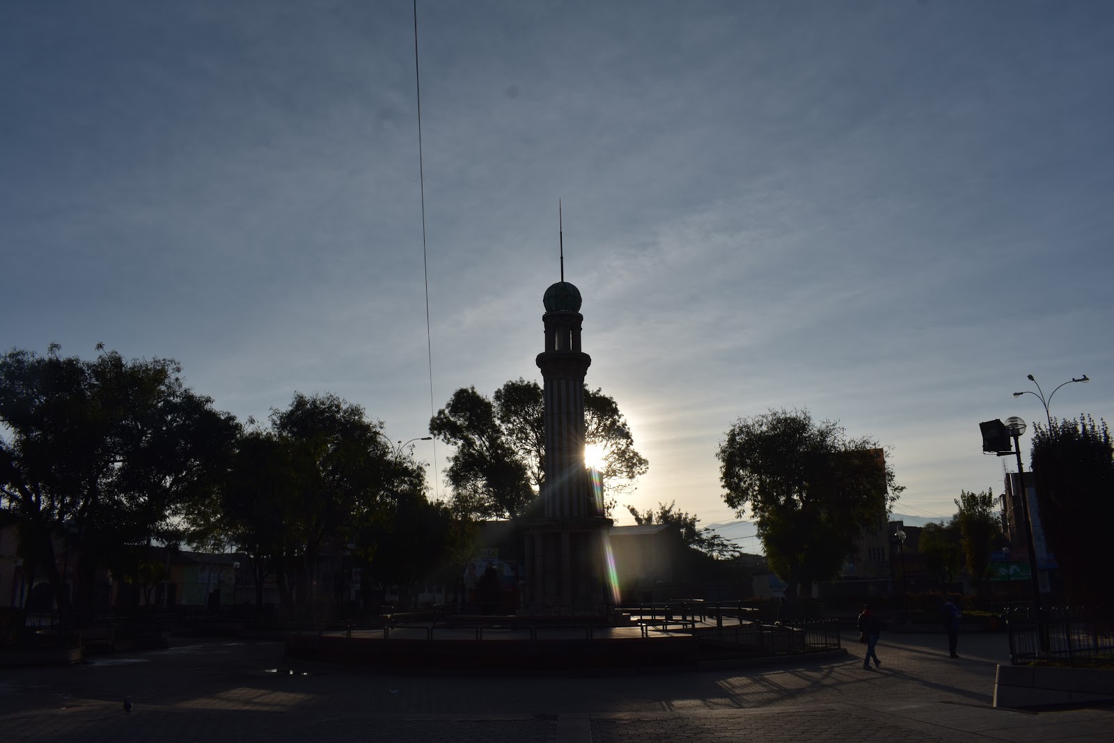 CHUPACA I: LA CIUDAD, LA PLAZA Y EL MIRADOR ~ MOCHILEA PERU