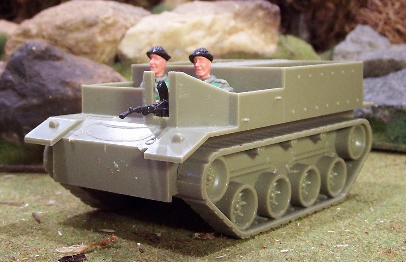 WWII Plastic Toy Soldiers: Timpo Swoppets - Toy Soldiers