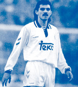 Historias del Real Madrid: RECORDANDO A RICARDO ROCHA