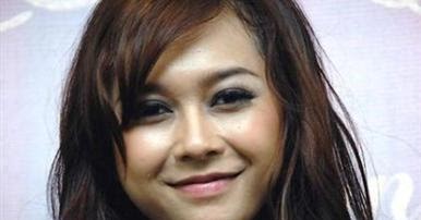 Ide Istimewa Foto Syurr Artis Indonesia, Motif Baru!