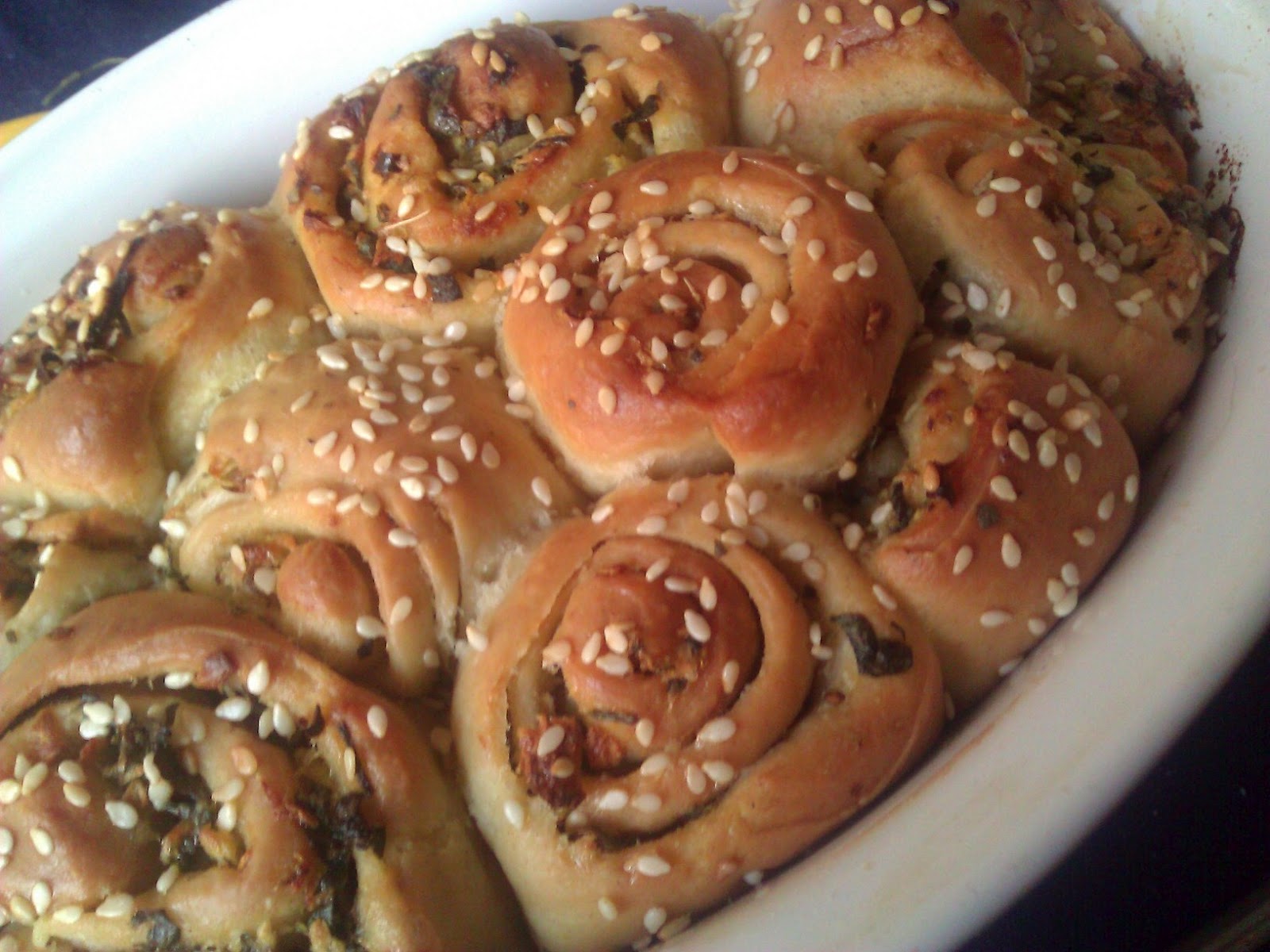 Merry Tummy: Garlic Rolls: Garlic Bread: Side for Pasta, Soups and Dips
