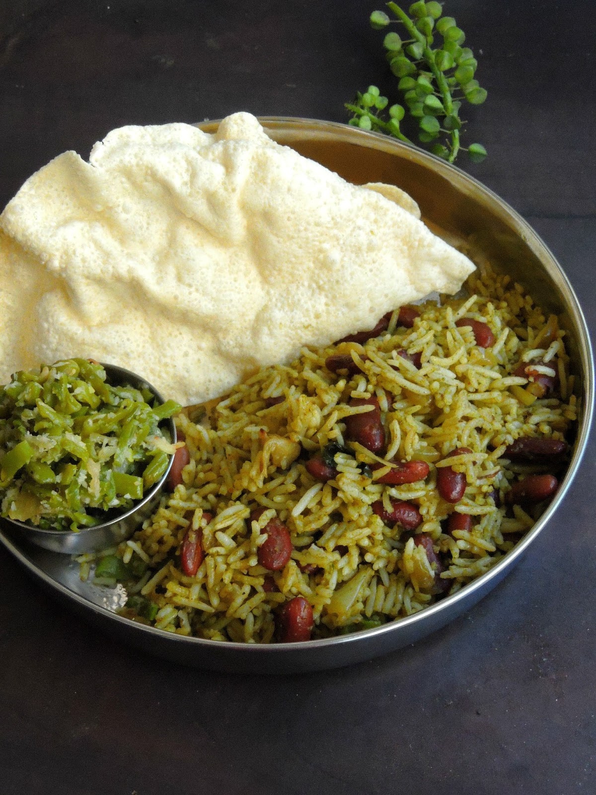 Priya's Versatile Recipes: Palak Rajma Pulao/Vegan Spinach Kidney Beans ...