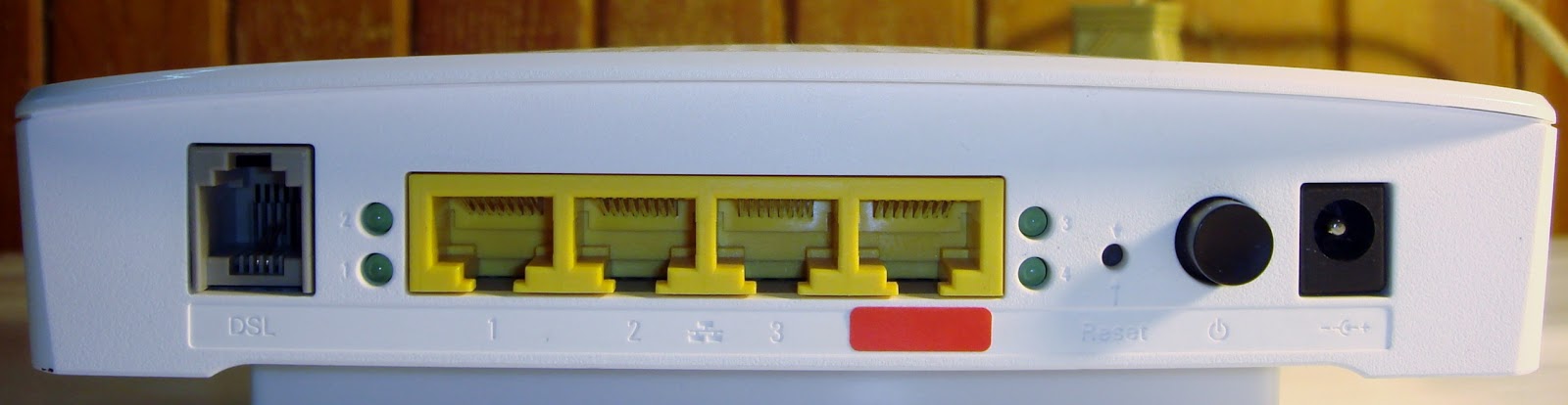 Technicolor TG582n: Info, Configuration and Usage Options