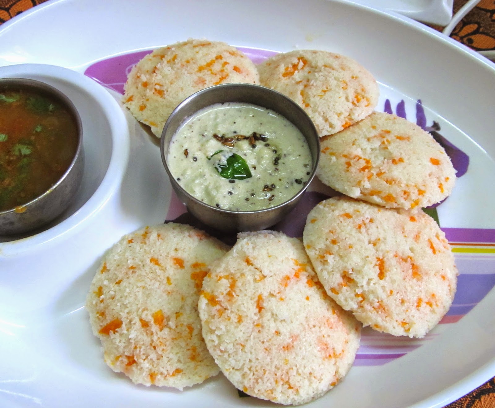 Sivani's Kitchen: Carrot Idly