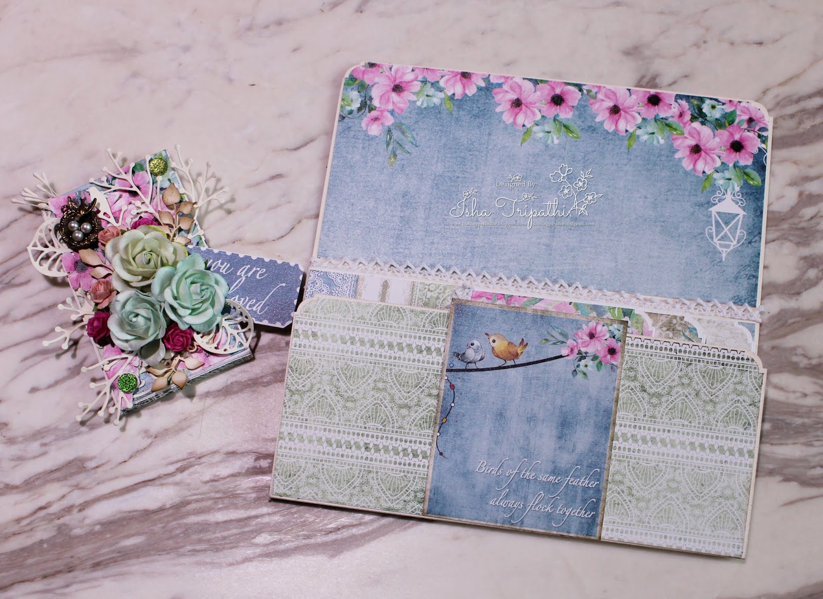 Crafters Corner : WALLET INSPIRED MINI ALBUM