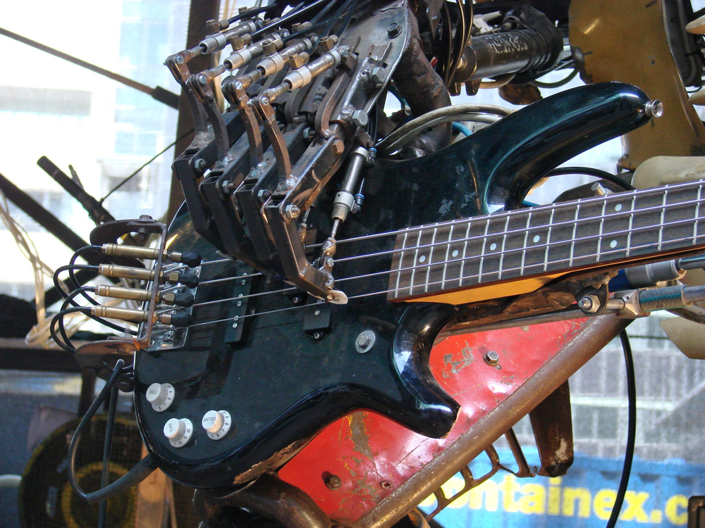 gUitarREN: One Love Machine Band