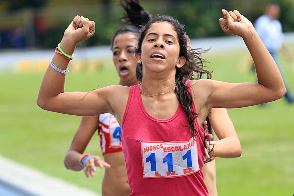 María Simancas se metió en Donetsk 2013 (Ucrania)