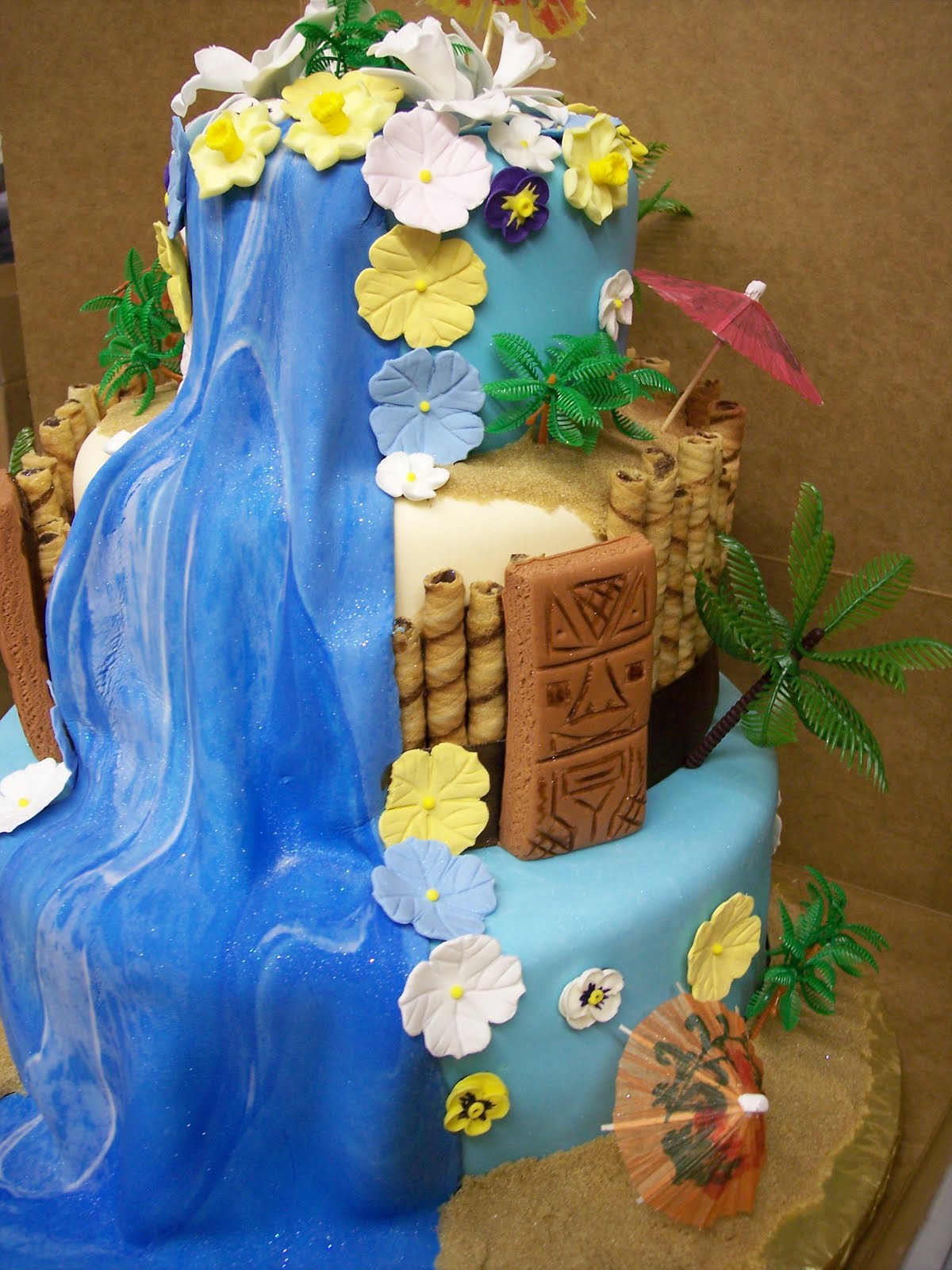 MyMoniCakes: Tiki Luau Cake with Waterfall and Sugar Flowers