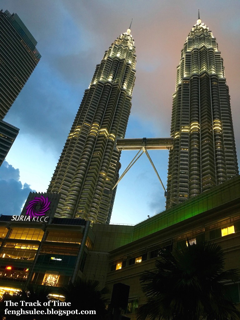KLCC Lake Symphony Water Fountain Show | The Track of Time