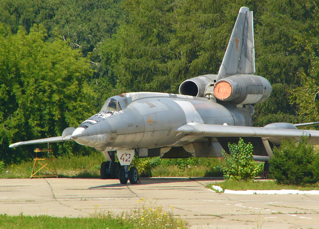 A Born Again Roman: Tupolev Tu-22 Blinder