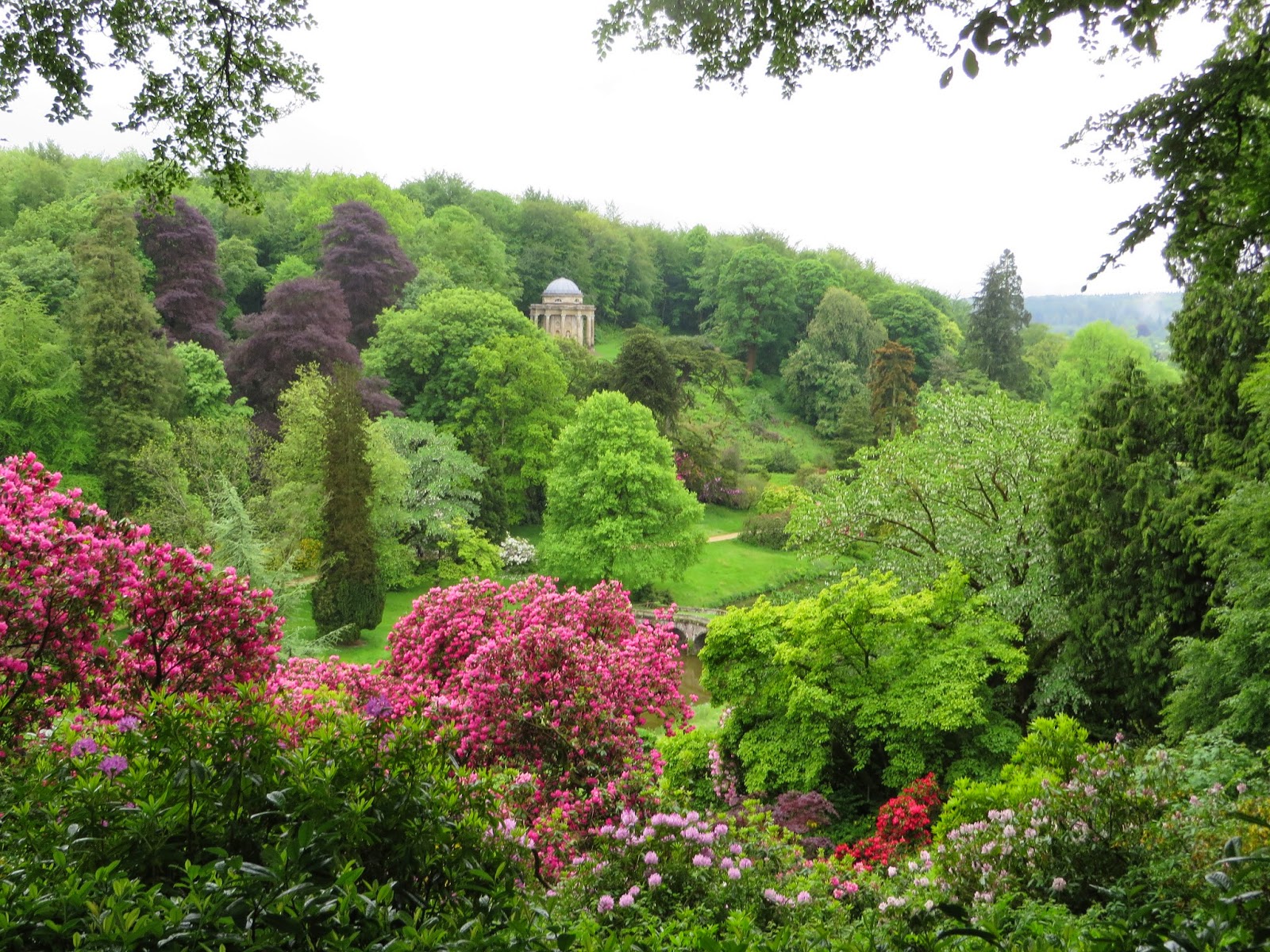 The Gardener's Eye: The Best of English Gardens 2015