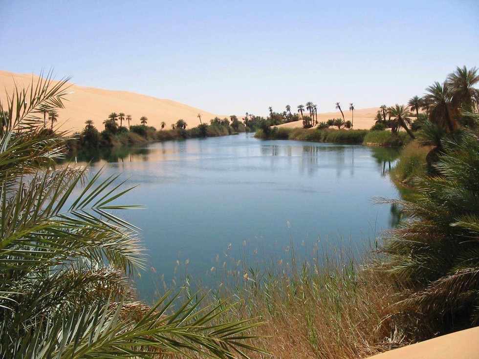 Places or Travel: Beautiful Oasis Sahara in North Western Libya