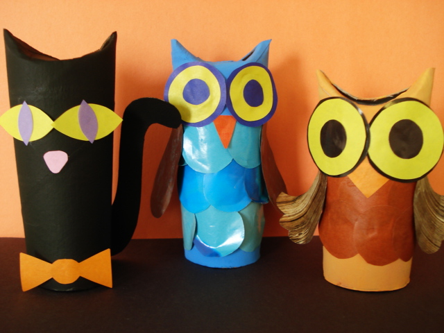 a faithful attempt: Cardboard Tube Creatures: Vampire, Bat and Cat