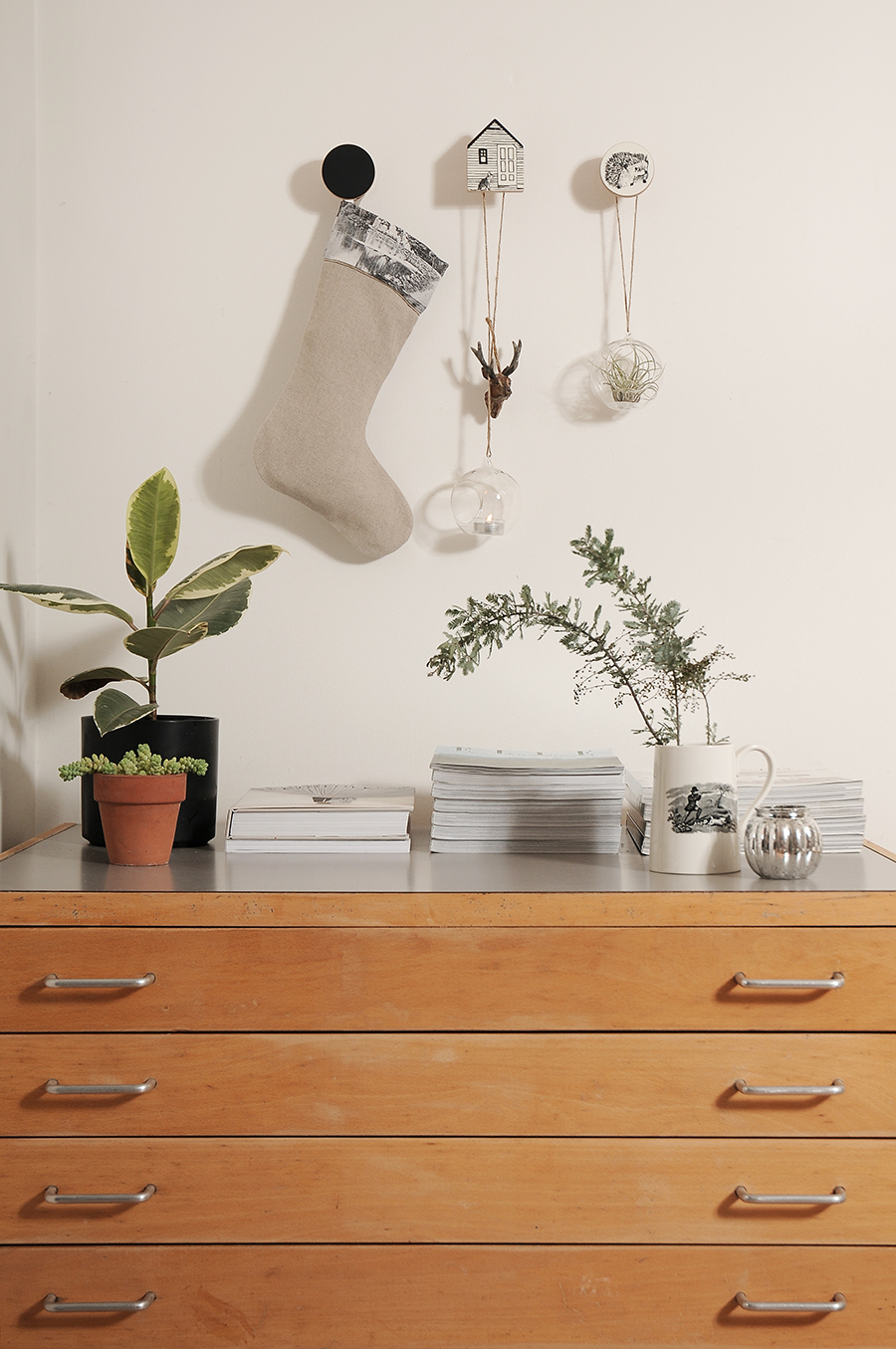 chocolate creative: CHRISTMAS DECORATING AT HOME