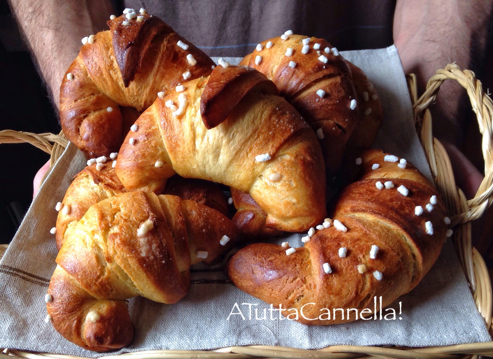 a tutta cannella!: Cornetti alla crema