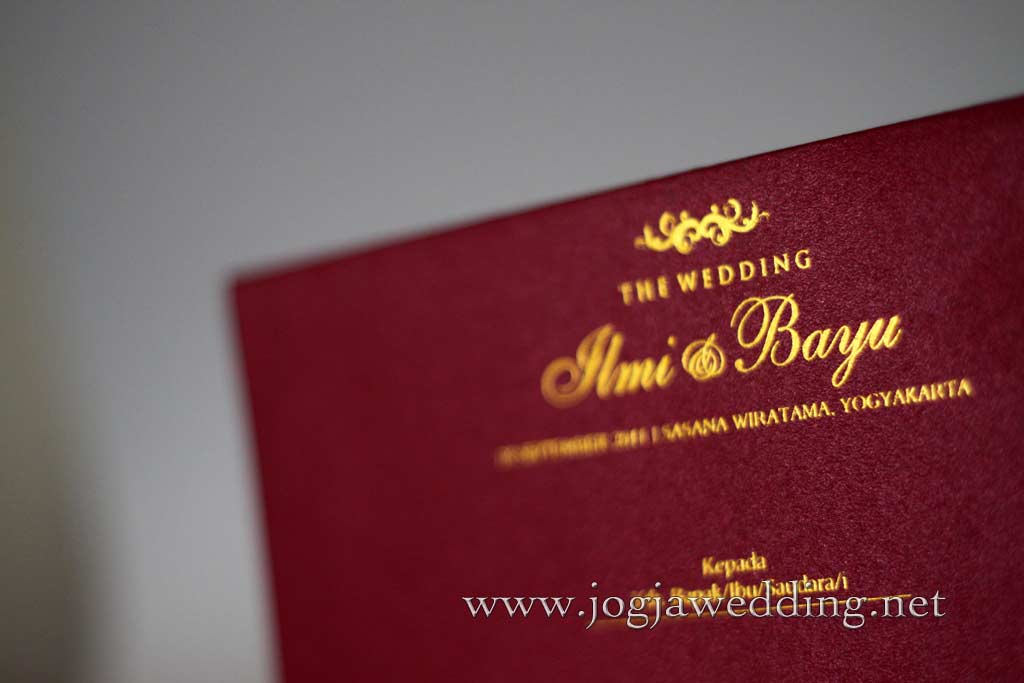 Inspirasi undangan pernikahan unik elegan-foto wedding Jogja