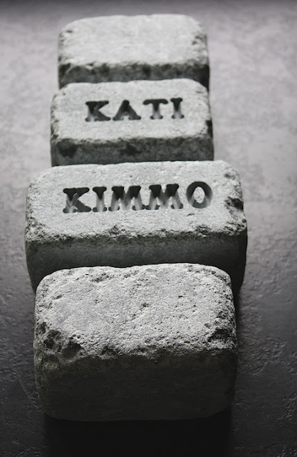 Lasituvan Miniatyyrit: Hukka Design - löylyn taikakivet