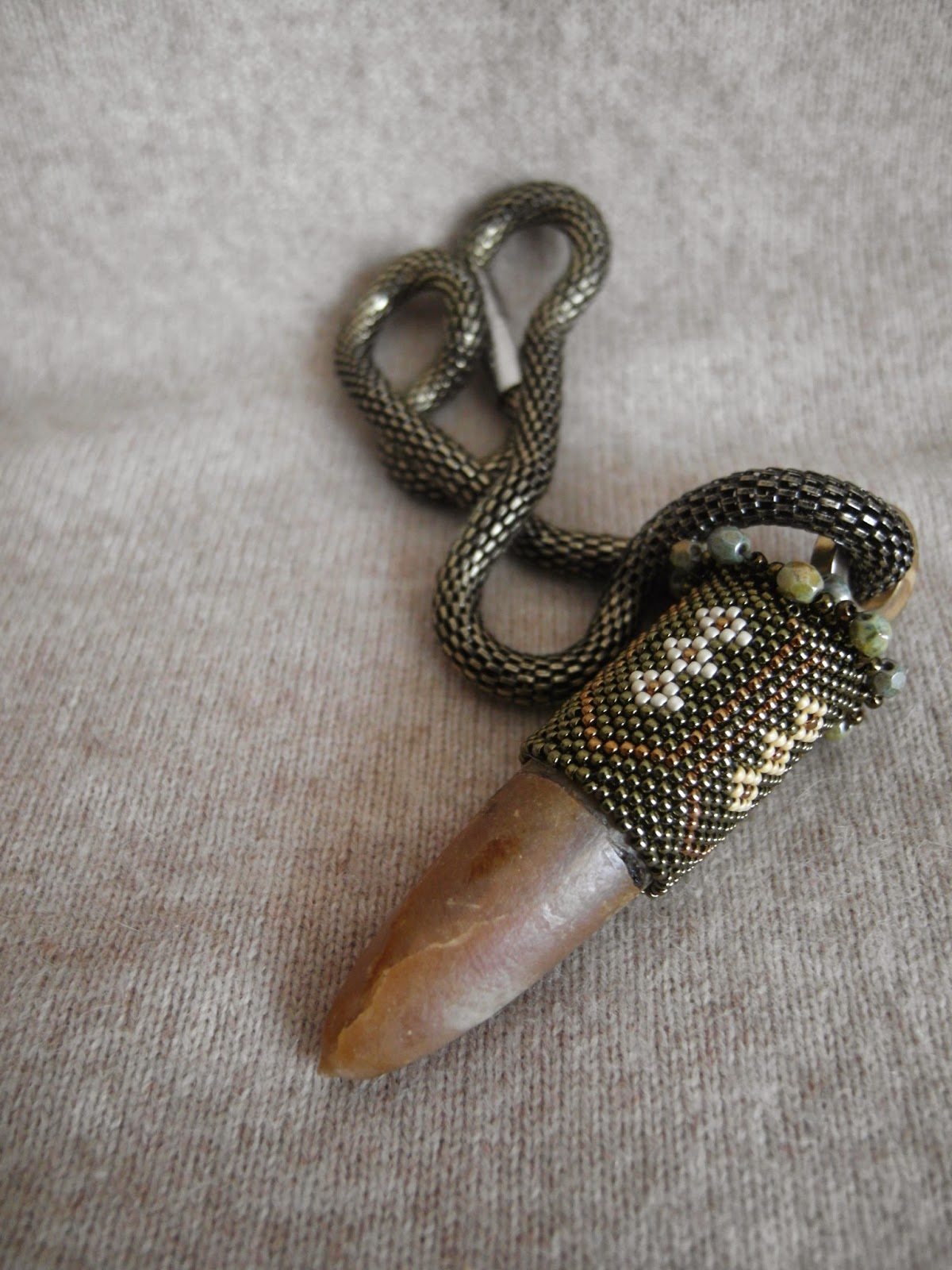 wydziergane nocą: Belemnit i Toho