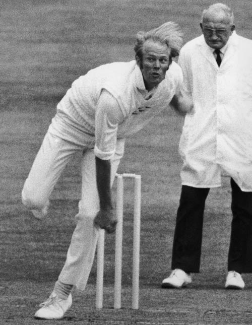 Cricketoria: Tony Greig Commentator and Former Cricket Player