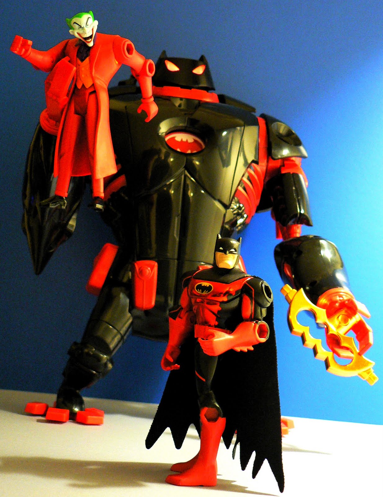 Super-DuperToyBox: Proto Bat-Bot!