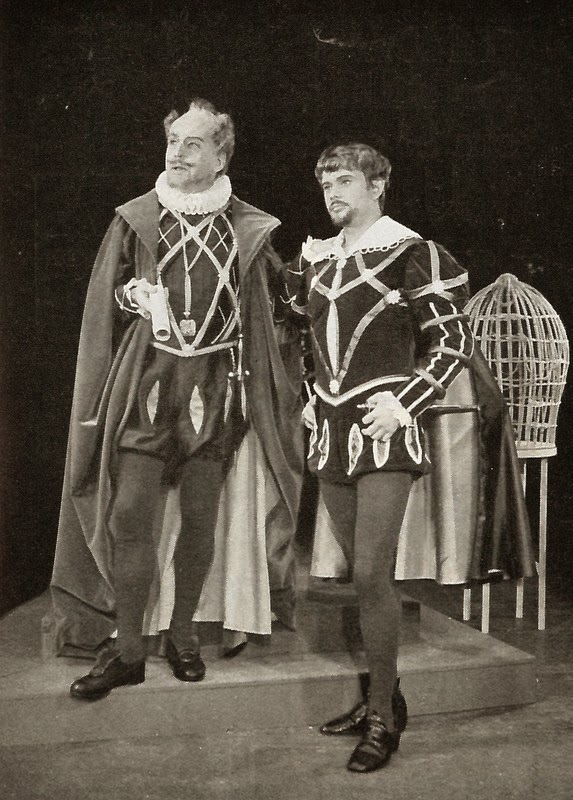 Særsamlinger: Teaterprogrammer fra Odense Teater - billeder fra 1965 - 1969