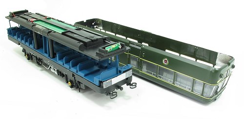 Phil's Workbench: Removing a Heljan Park Royal railbus body