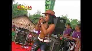 Foto & Video Penyanyi Dangdut Dewi Permatasari Bugil, Hot Telanjang Tanpa Sensor