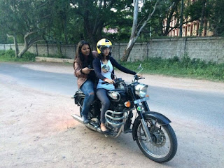 IndiaGirlsOnBike - Women Empowerment Of India: 2016