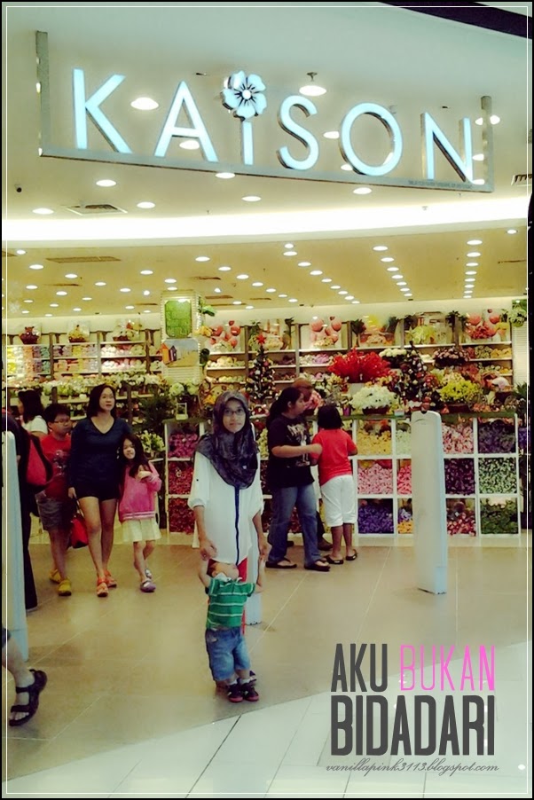 aku bukan bidadari: cerite KAISON di Paradigm Mall