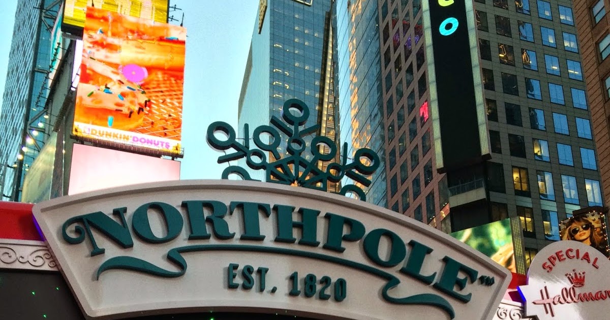 Hallmark's Northpole Communicator in Times Square, NY! + Giveaway ...
