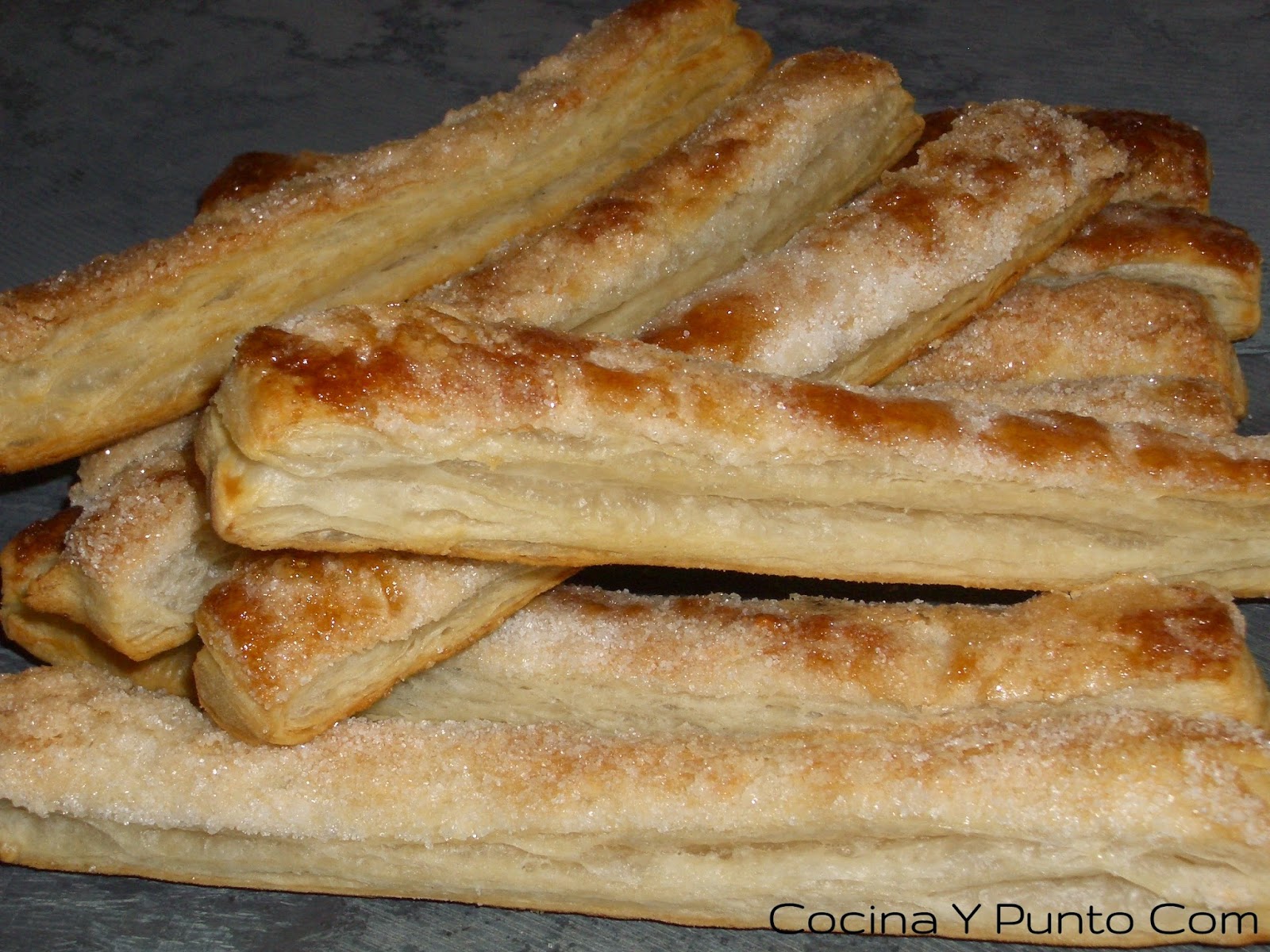 Cocina y Punto Com: Banderillas de Hojaldre