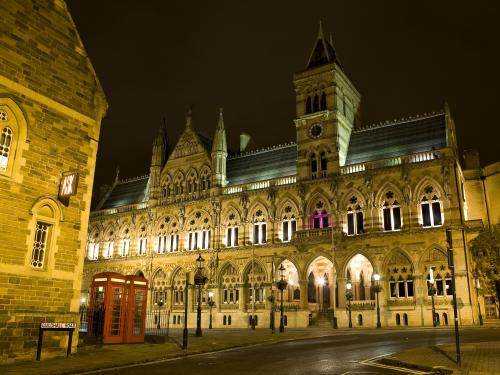 Memories of Northampton Past: My Town ~ the Dream Town?