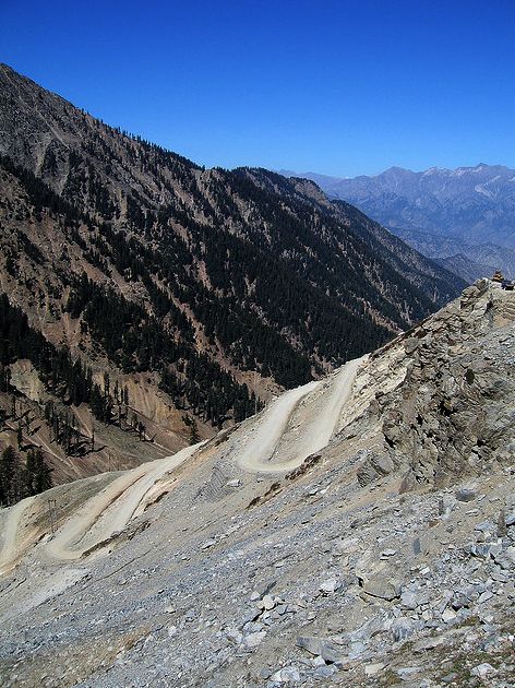 Mary Loosemore’s Photo Travelogue – To Ayun over Lowari Pass ~ Jaho Jalal