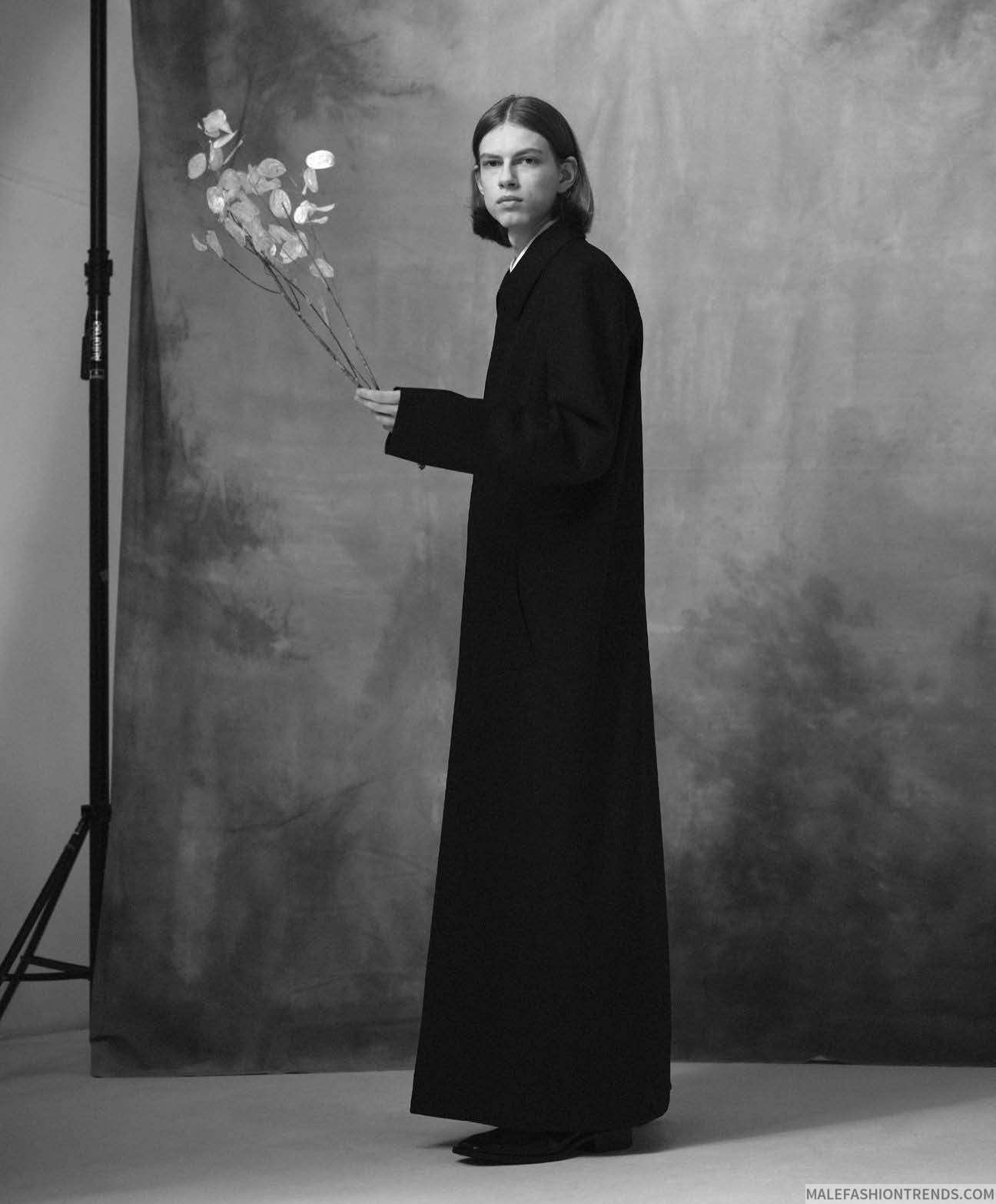 Anton Toftgard y Miroslav Prokop para Essential Homme Magazine por ...